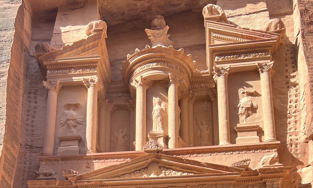 Royal Travel The Hashemite Kingdom of Jordan | Royal Travel